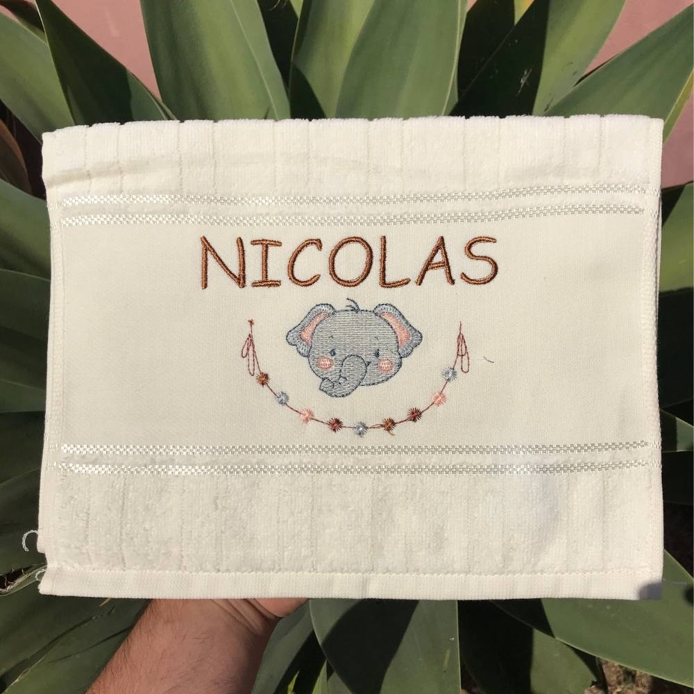 Toalha De Boca Safari Boho Elefante Bordada Com Nome Dohler | Shopee Brasil