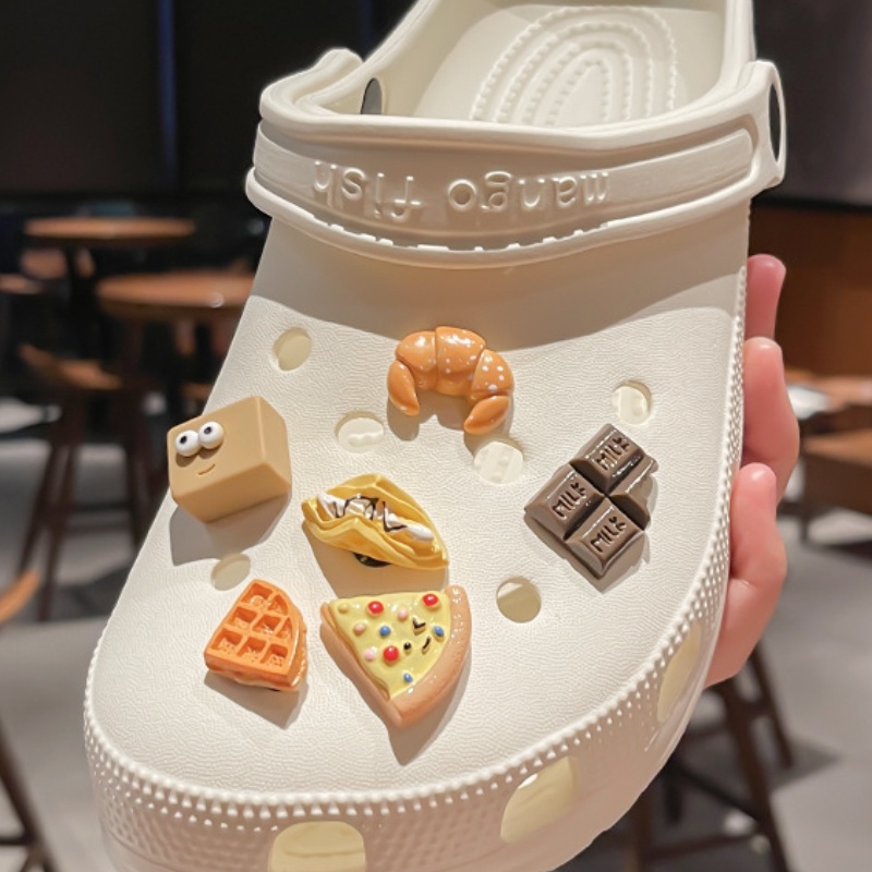 Bonito Croissant croccs Acessórios Encantos Ovo Tart Sobremesa Jibbits ...