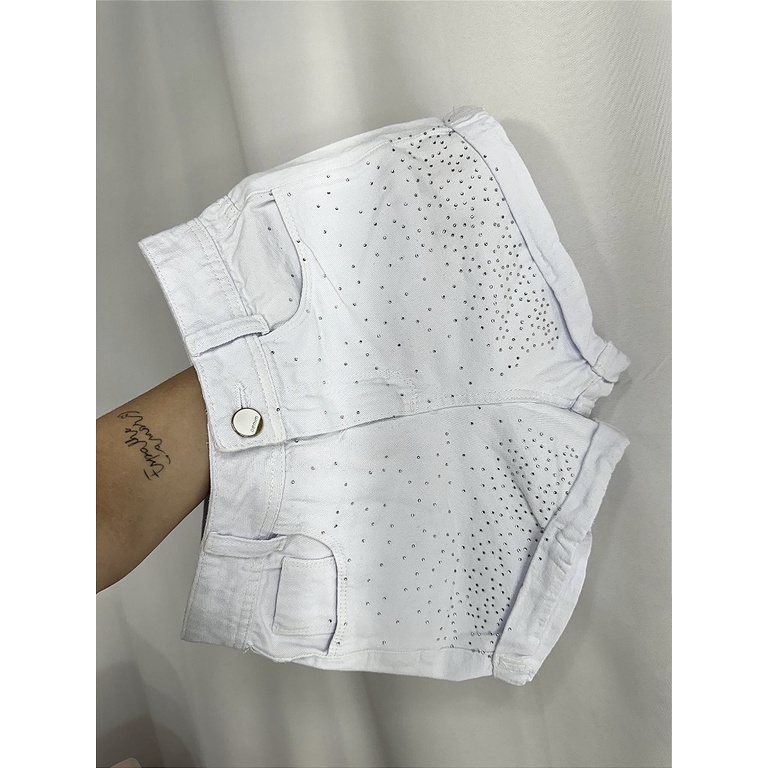Short Jeans Branco Com Detalhes De Strass Liso | Shopee Brasil