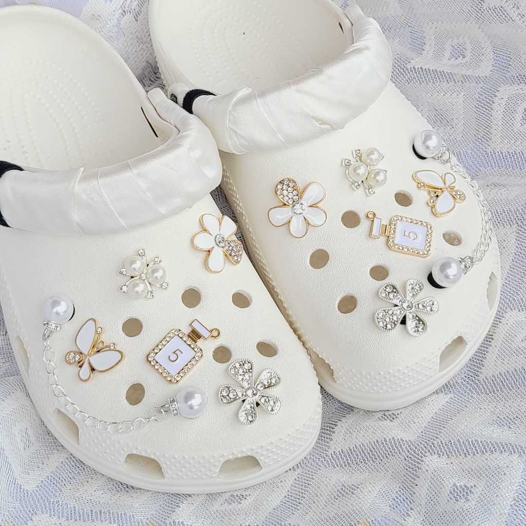 Novo 12pcs Black & White Metal Pearl/Butterfly/Flower/Gold Silver Suit ...