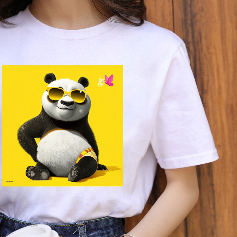 Um Desenho Animado Pixar Crew Neck Panda Bear Bikkiny Viral Putih ...