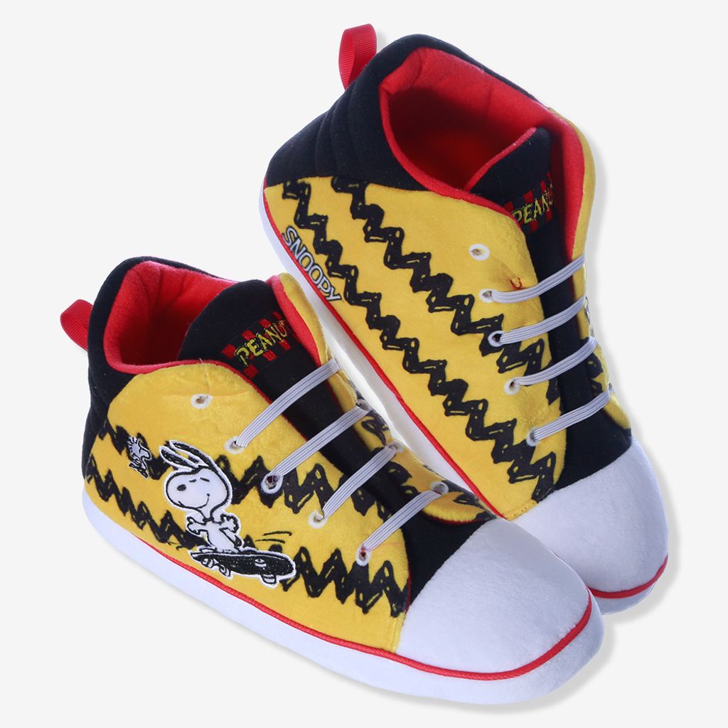 Pantufa Star Snoopy | Shopee Brasil