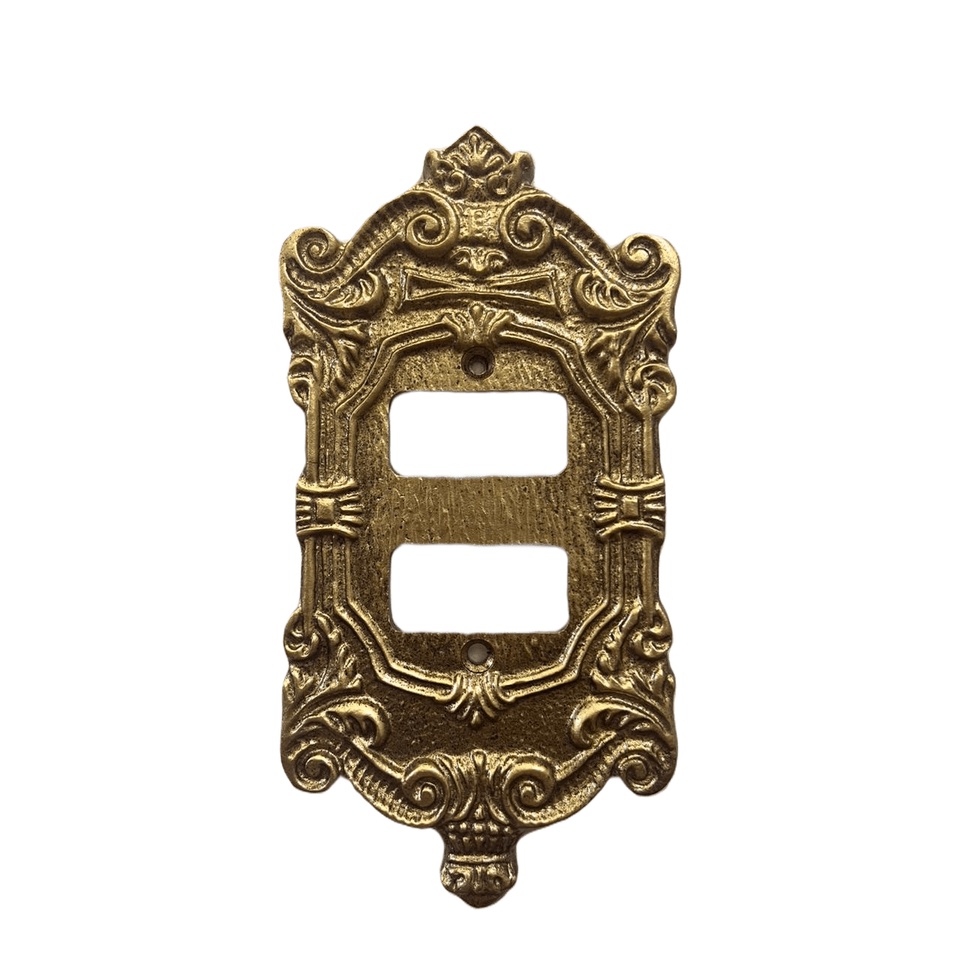 Placa 2AT Colonial 2020 - Pavilonis | Shopee Brasil
