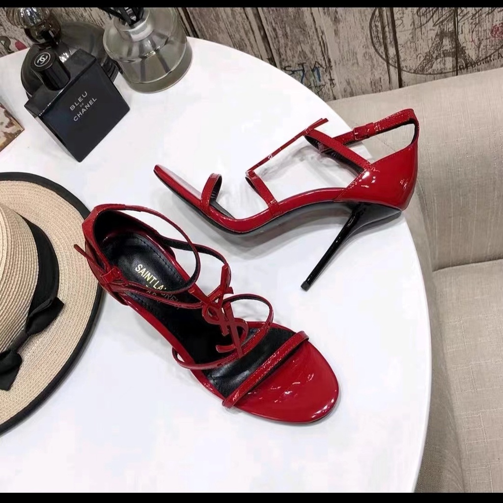YSL 2024 couro envernizado vermelho O mesmo tipo de letra de metal ...