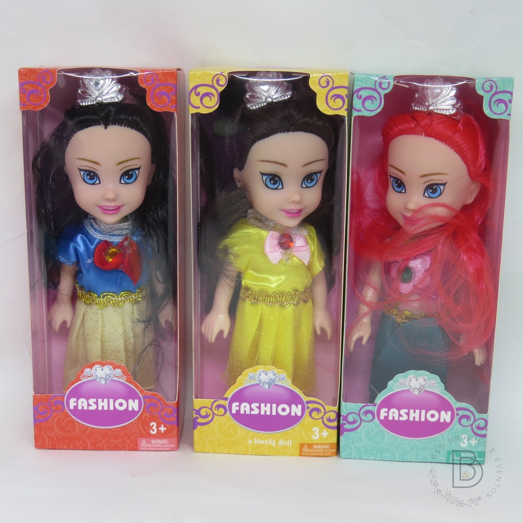 Bonecas Princesas Articulado 16 cm com Acessórios Roupa Vestido Sapato ...