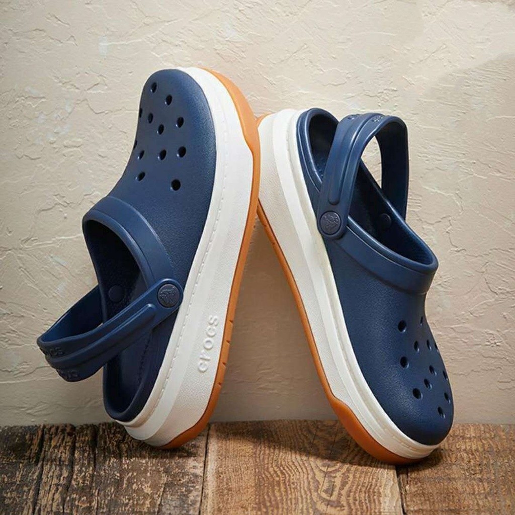 Crocs Sapatos buracos clássicos, tamanhos de homem e mulher Gift ECO ...