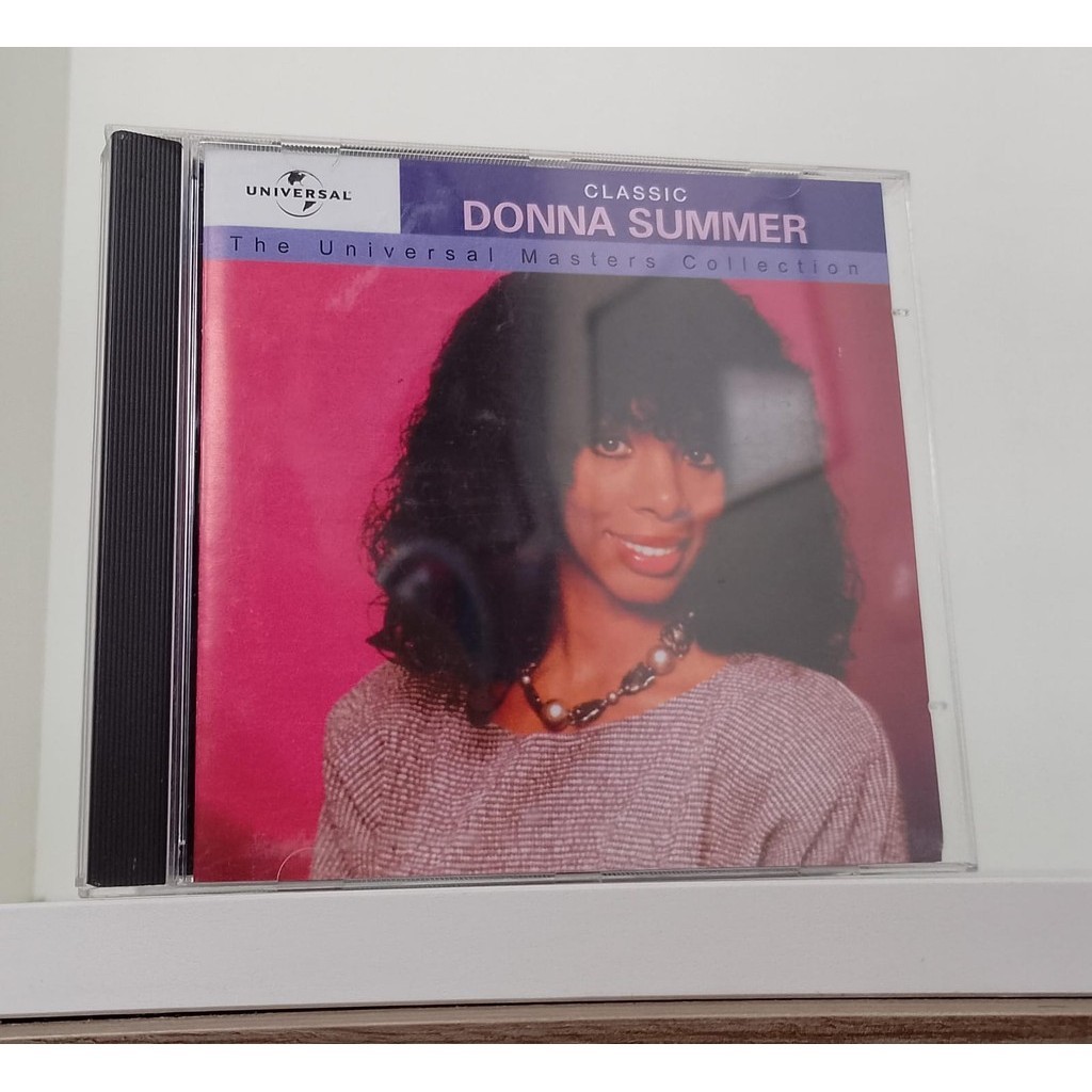 CD Donna Summer Classic Universal Masters Collection | Shopee Brasil