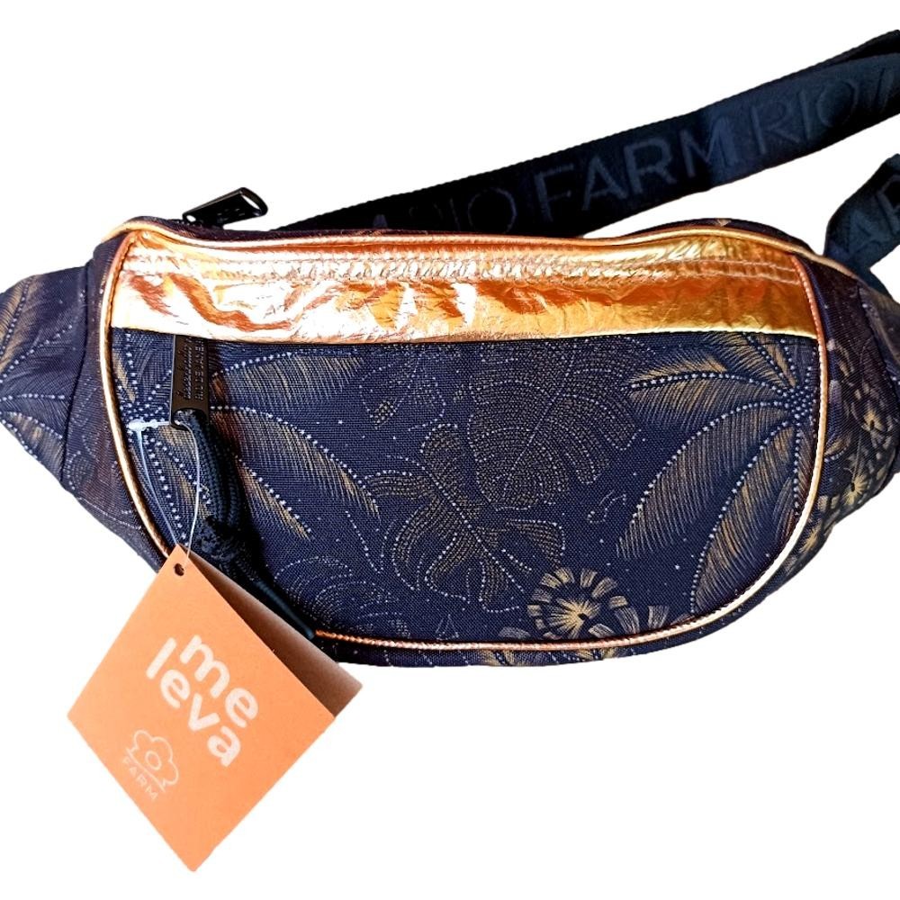 POCHETE FARM DENGO ESTRELADA - PRETA/DOURADA | Shopee Brasil