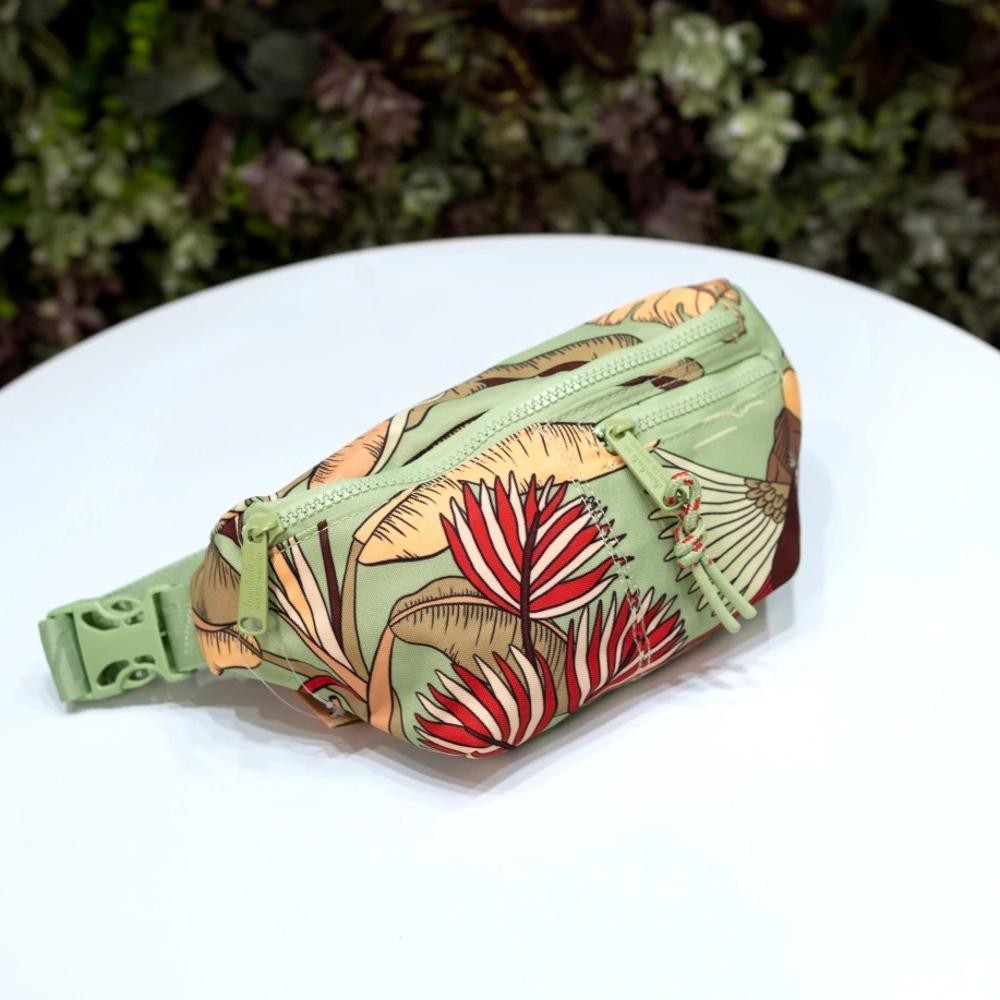 POCHETE FARM FARMETE REVOADA TROPICAL - VERDE CLARA | Shopee Brasil