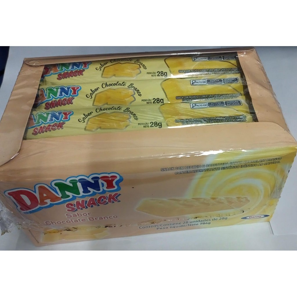 Snack recheado sabor chocolate branco com cobertura sabor chocolate com ...