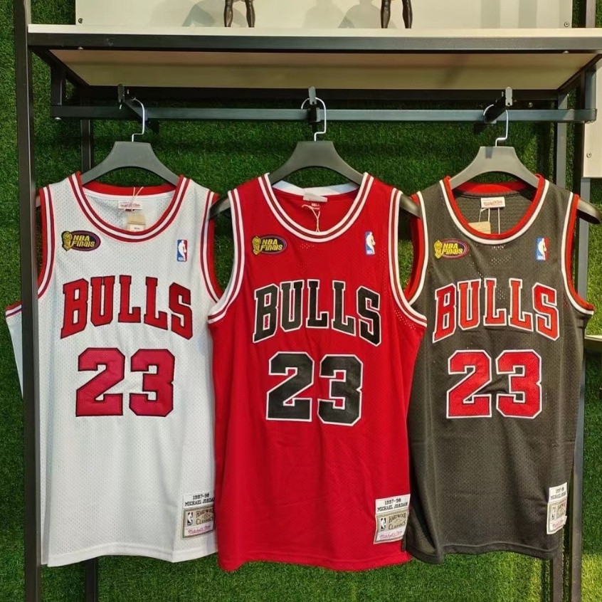 Homens 2023NBA Chicago Bulls 23 Michael Jordan Camisa Vermelha Mitchell & Ness 1997-98 Hardwood ...