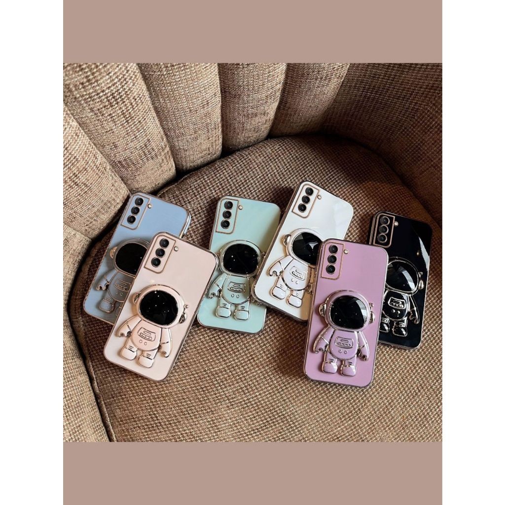 Capinha de Celular Luxuosa com Suporte Astronauta para Samsung A05, A05S, A15, A25, A35, A55,M15 ...
