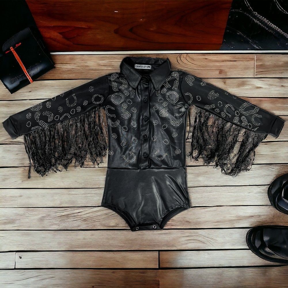 Body Preto Com Colarinho E Franjas Nas Mangas Com Muito Brilho ...