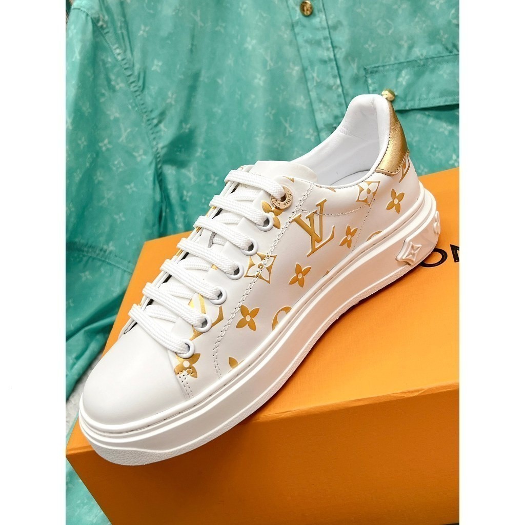 Tênis de baixo crescimento da velha senhora tridimensional Louis ...