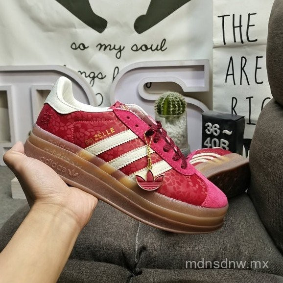 Novos Tênis, Solado Grosso, Sapatos Baixos de Cork, Modernos, Versáteis ...