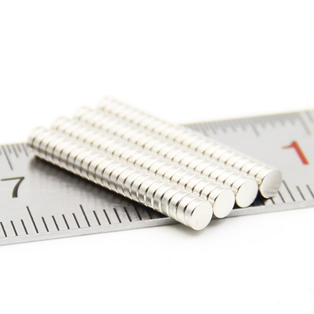 400pcs. Imã Super Forte 3x1 Redondo Pequeno 3mm X 1mm N35 | Shopee Brasil