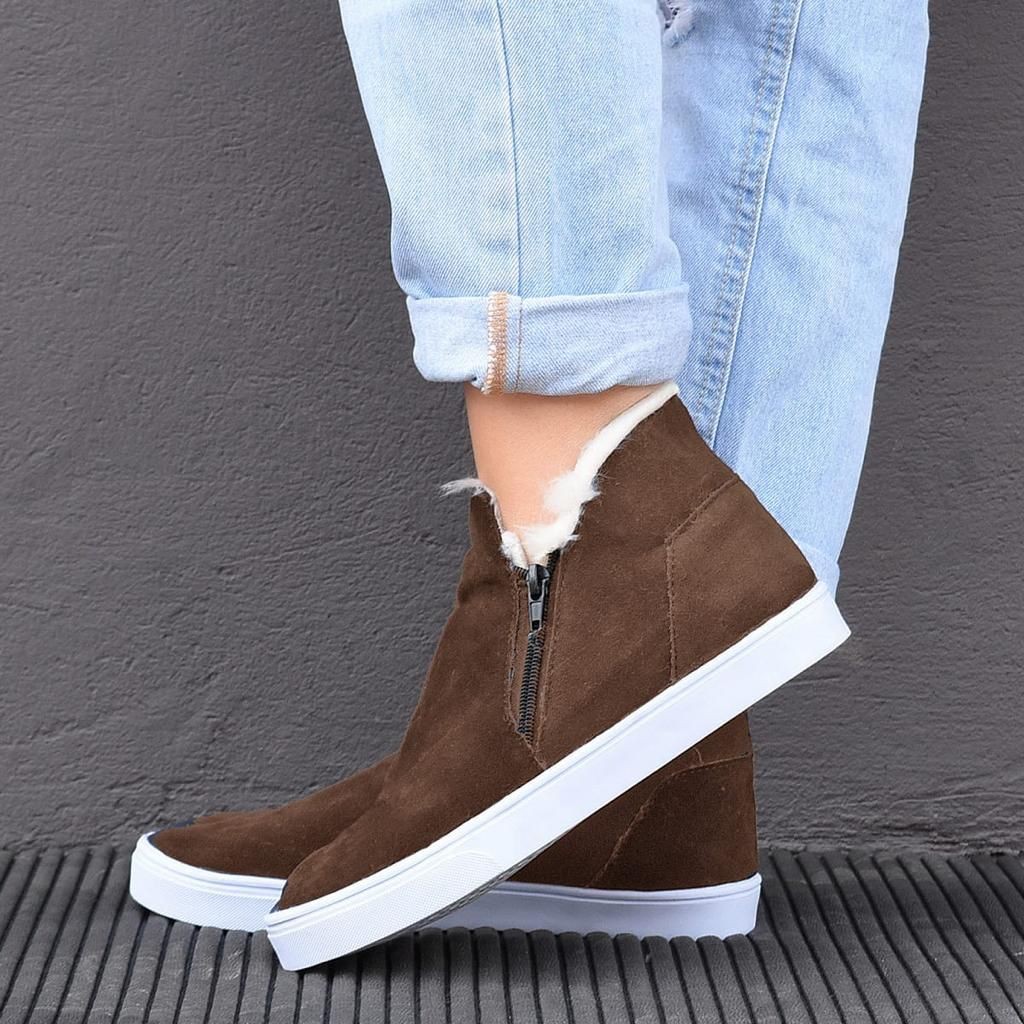 Tênis botinha apeluciada, bota cano curto com pelo para o inverno toda ...