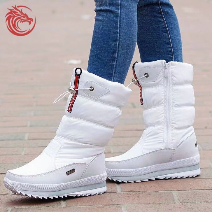 Grandes botas grossas e antiderrapantes de neve de algodão para as ...