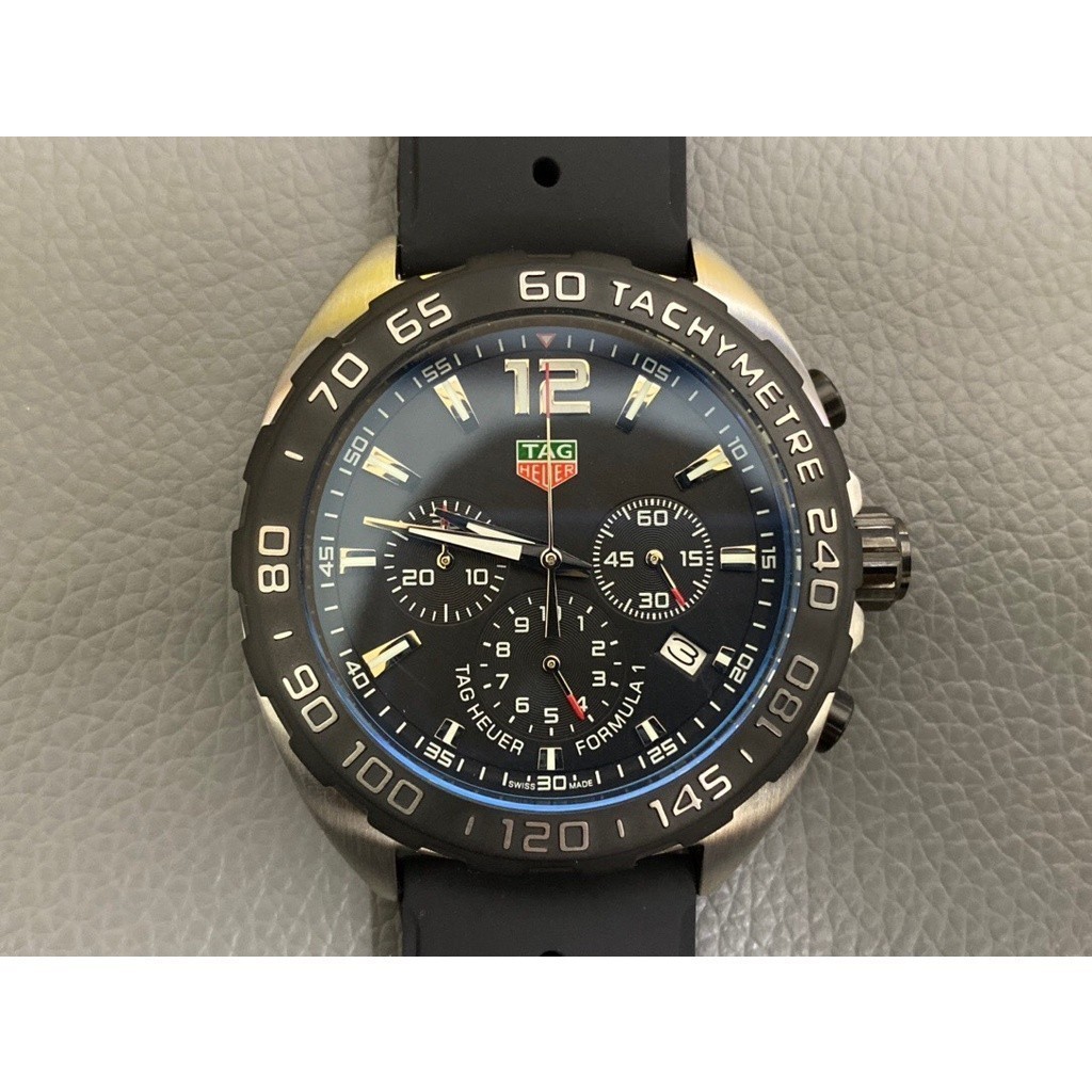 A Série Tag_Heuer Race Submarina É Equipada Com Movimento Automático ...