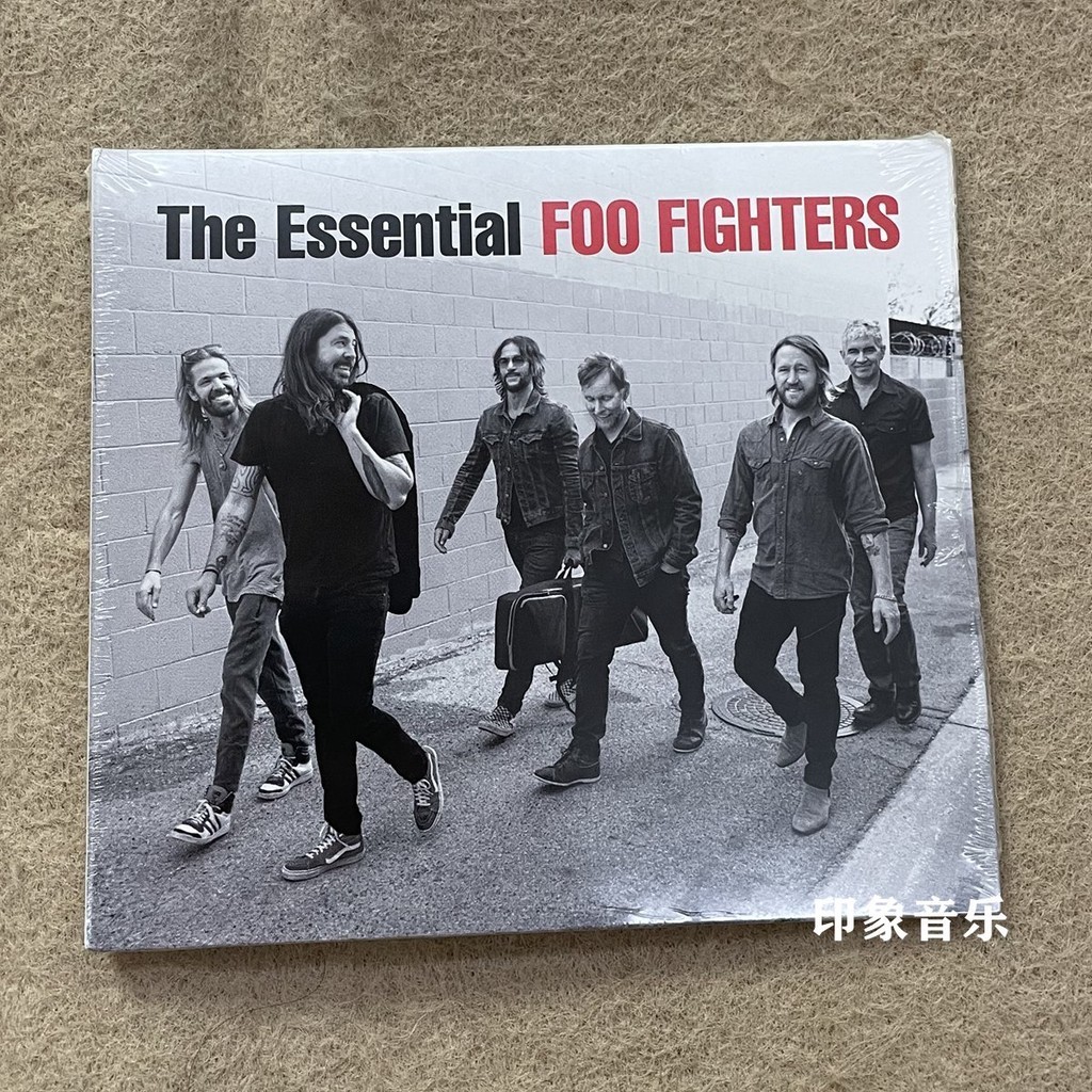 Nova coleção de CDs de Caças Foo Fighters The Essential Foo Fighters ...
