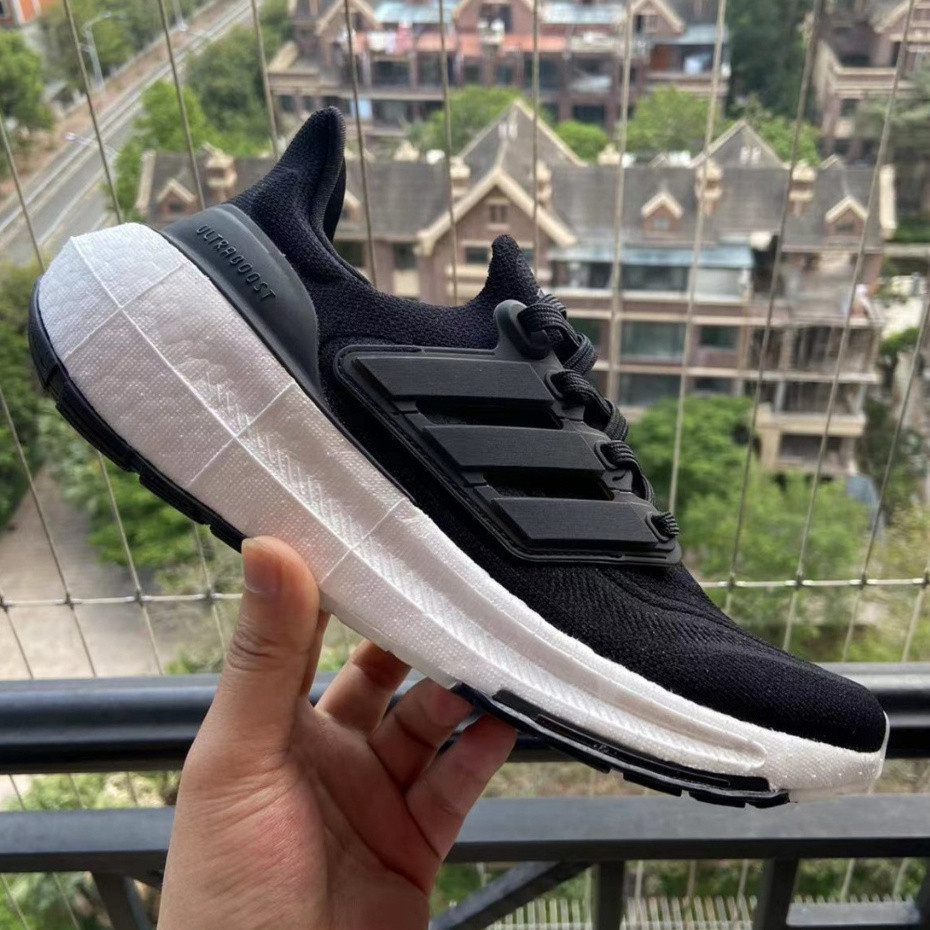 Ultrasboost 23 Masculino e Feminino telvis Ultrasboost 22 é um tênis ...