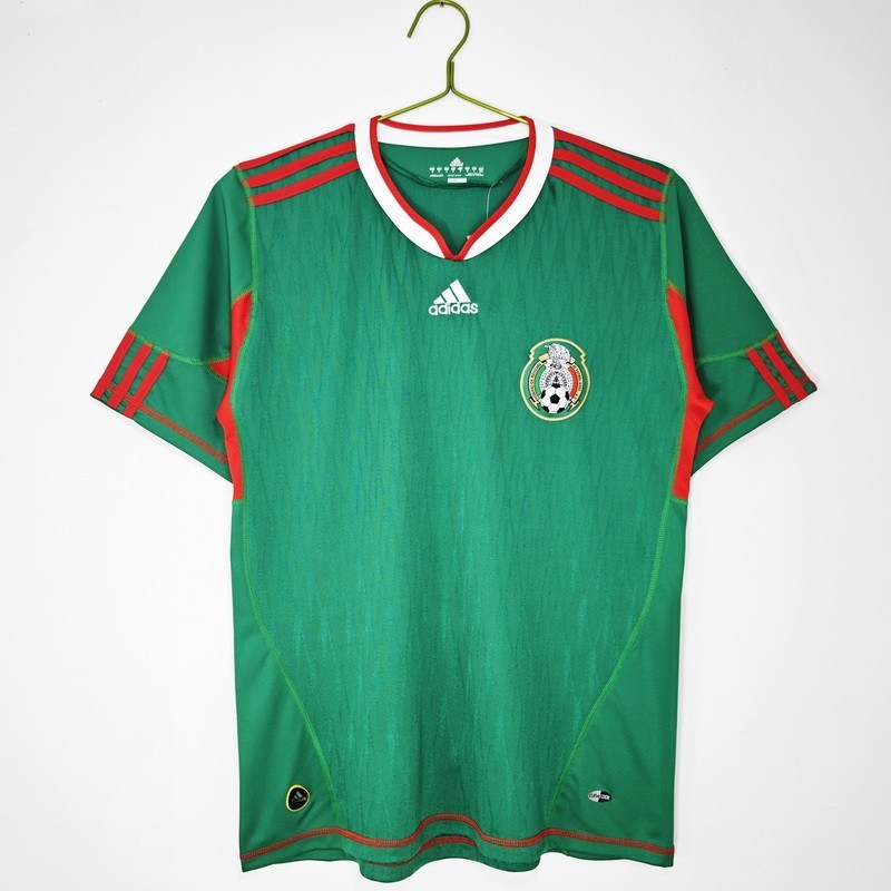 Uniformes de futebol retrô esportivo para a temporada de 2010 no México ...