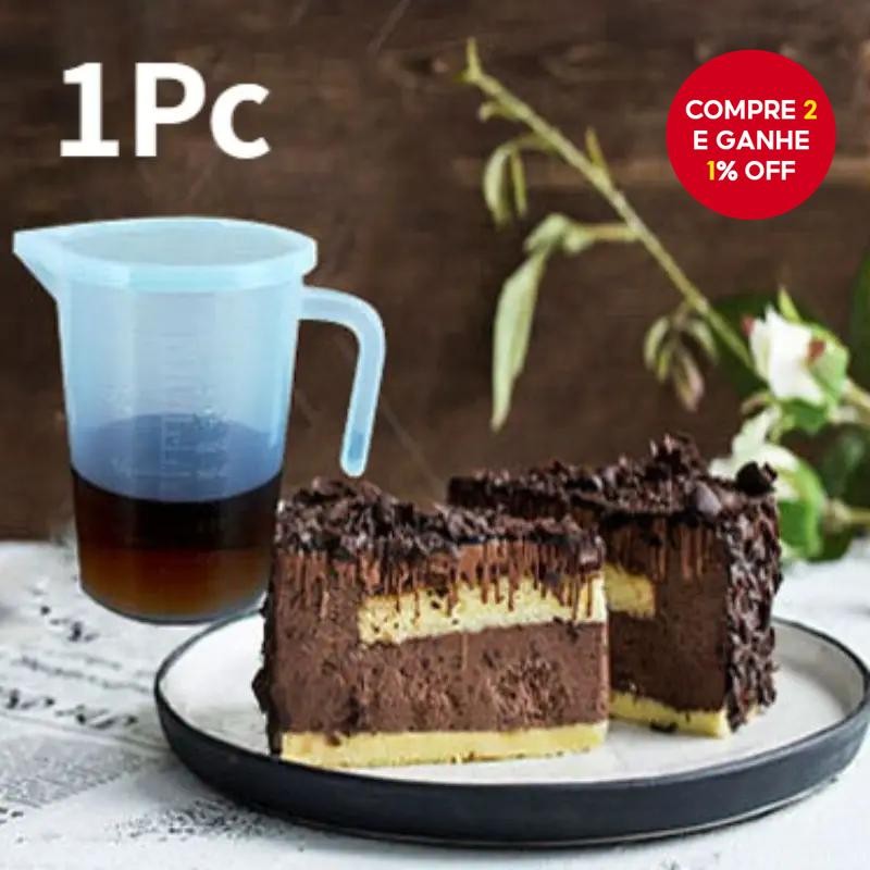 Copa Medidora com Tampa Transparente e Escala de Medição Gravada em ...