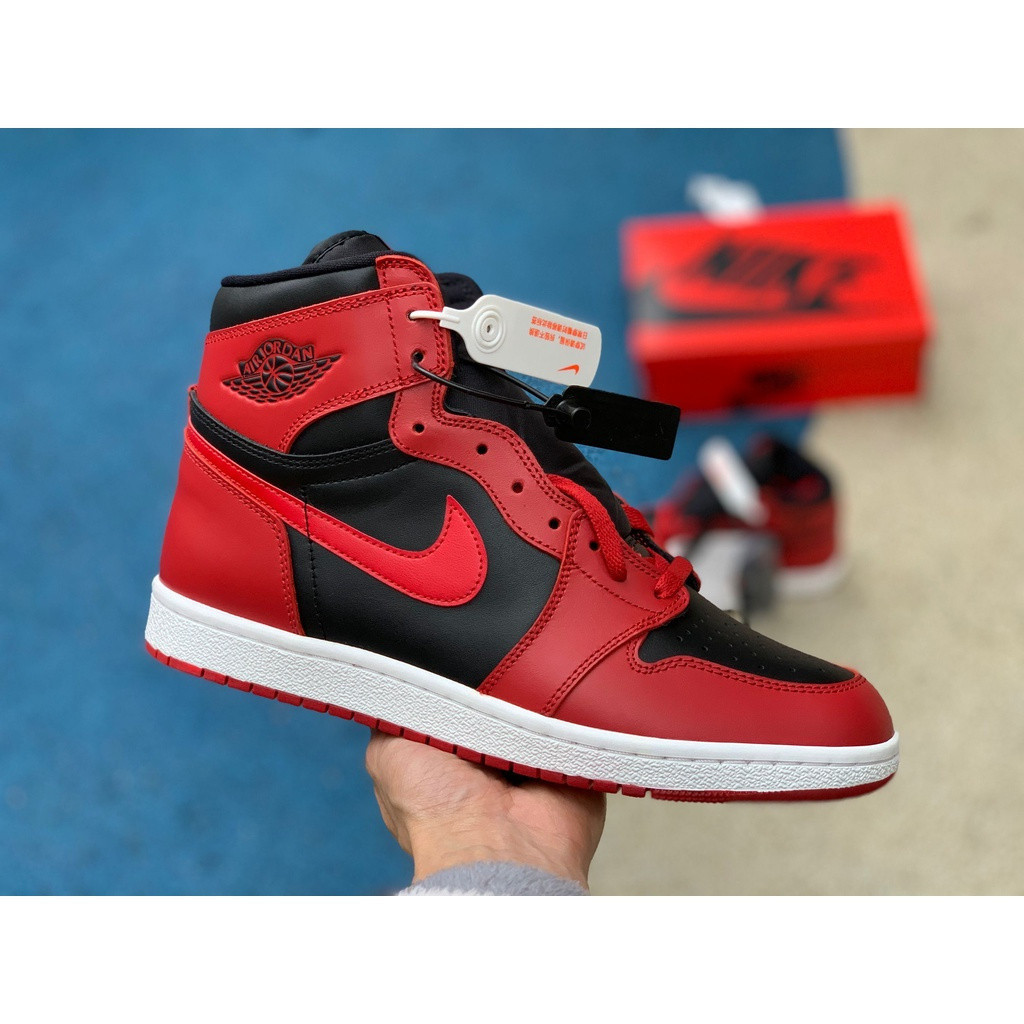 Foto real do Jordan 1 Retro criado proibido (2016) AJ1 vermelho-preto ...