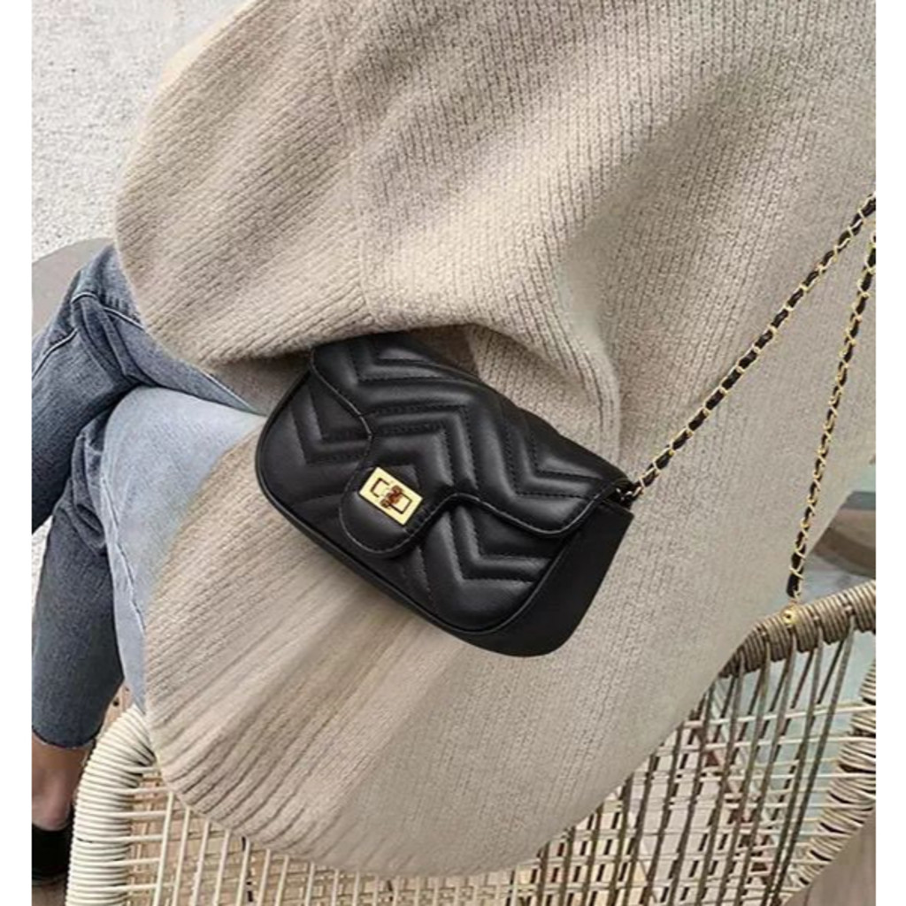 Bolsa Feminina Com Alça Lateral Transversal Faixa de Mão De Couro A205 ...