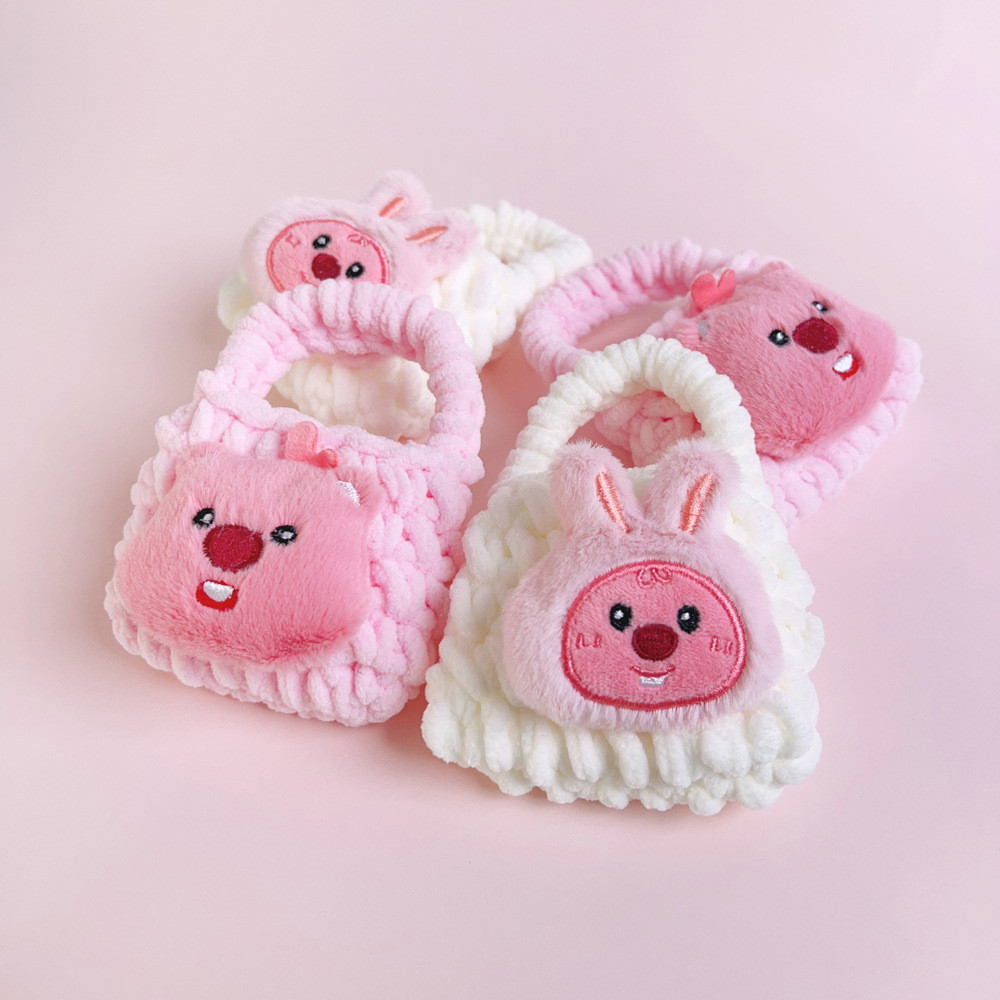 Acabado bonito dos desenhos animados pequeno castor rubi Loopy fone de ...