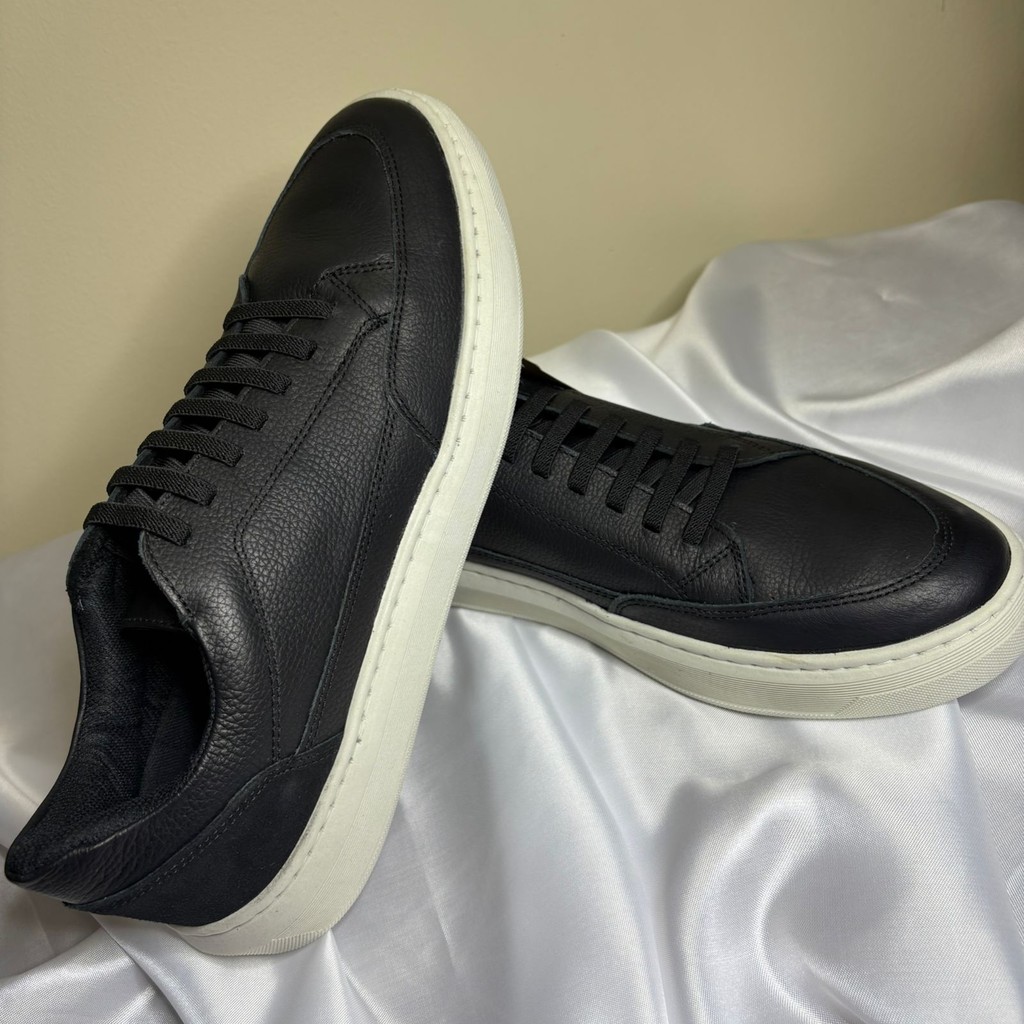 Tênis Casual Masculino Ogochi em Couro – Preto com Solado Branco ...