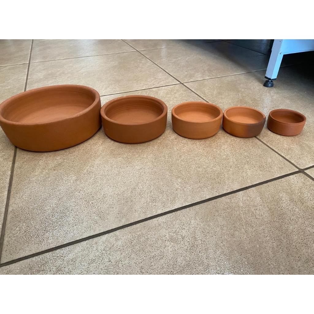 Comedouro bebedouro de Barro Para Cães, Gatos, Coelhos, Aves e Outros | Shopee Brasil