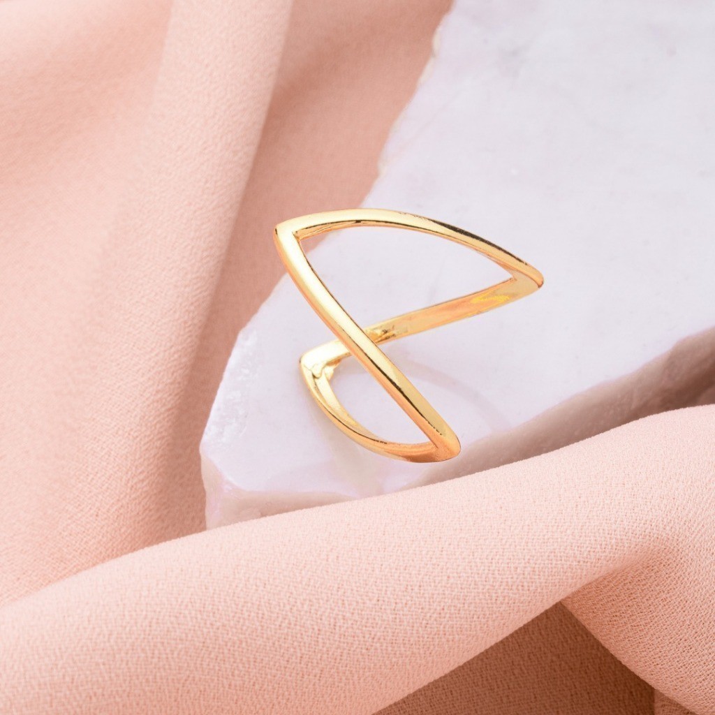 Anel Clássico Maria de Fátima Novela Vale TudAjustável Dente de Tubarão Banhado à Ouro 18K ...