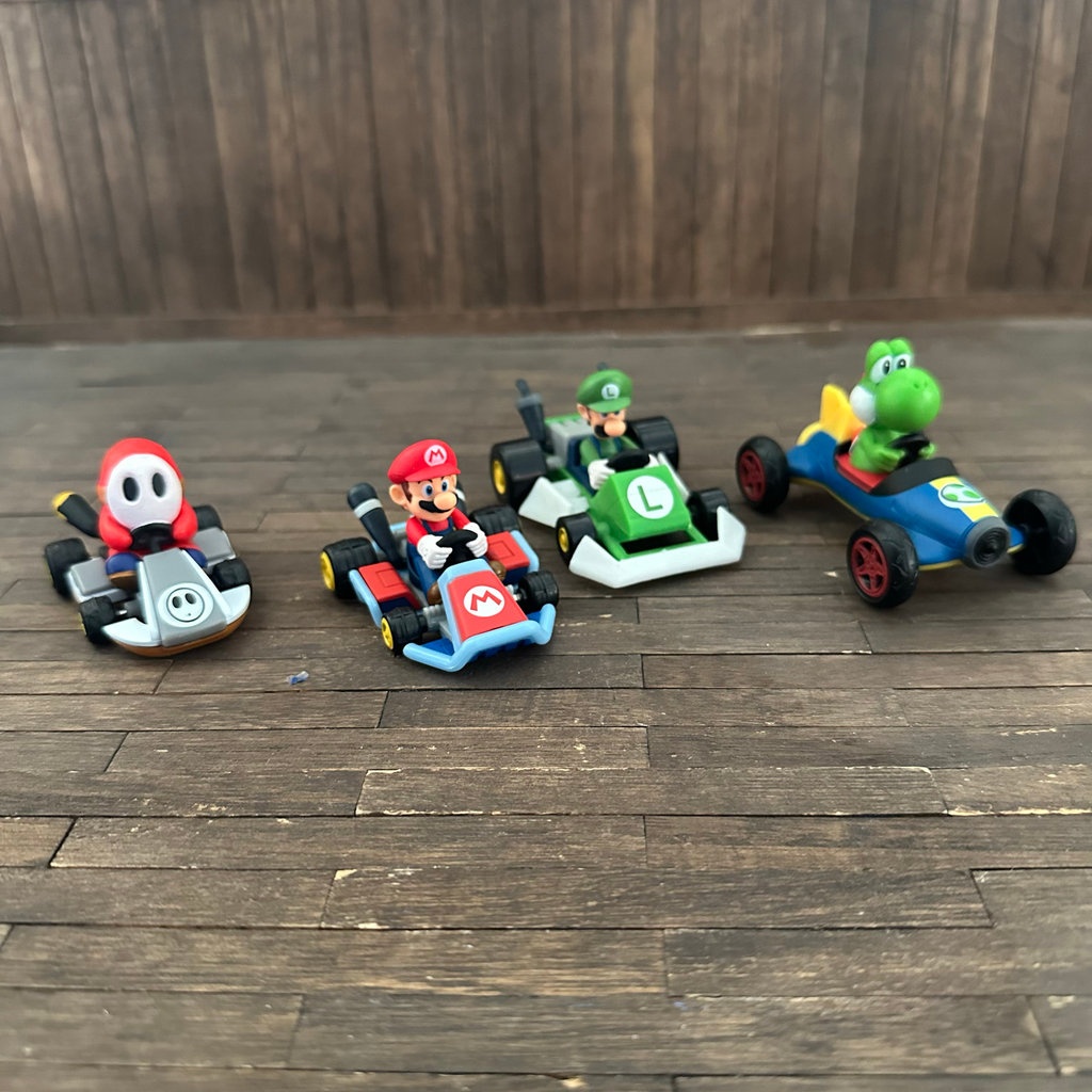 Versão Medieval no exterior Bens antigos Enfeites de modelo Super Mario ...