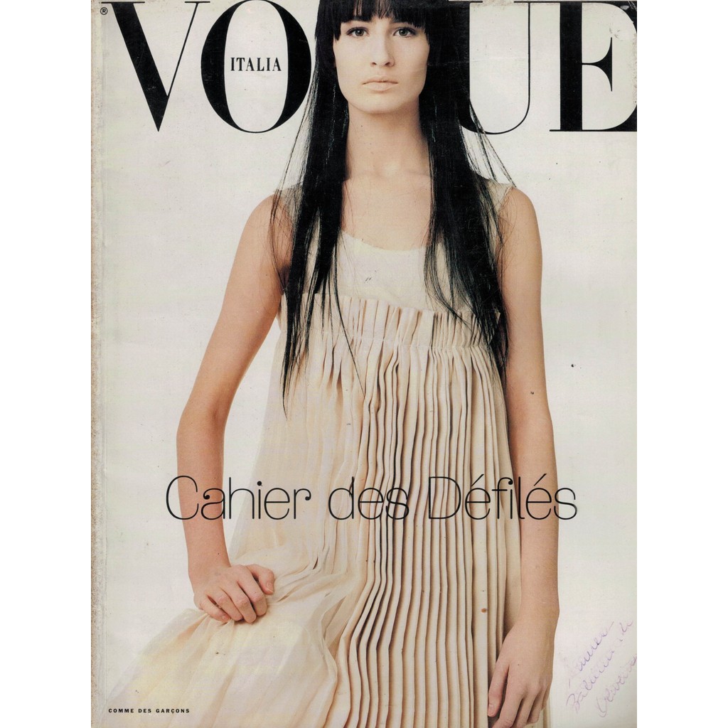 Vogue Itália - 1998/01 - Suplemento Caderno de Desfiles (Capa: Erin O ...