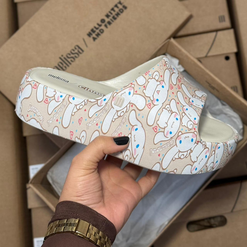 Melissa Free Platform Slide + Hello Kitty and Friends 37874 | Shopee Brasil