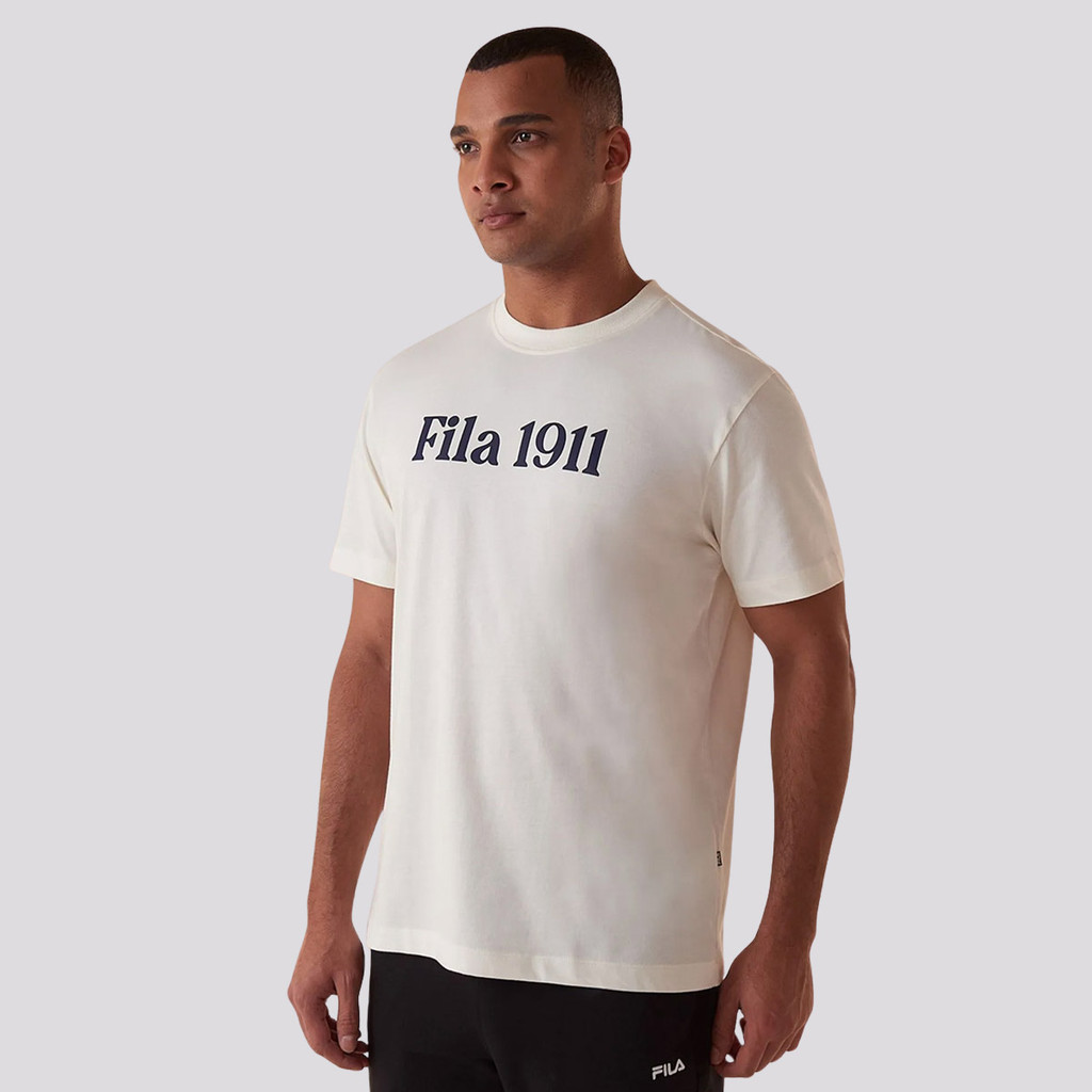 Camiseta Fila Comfort 1911 Off White | Shopee Brasil