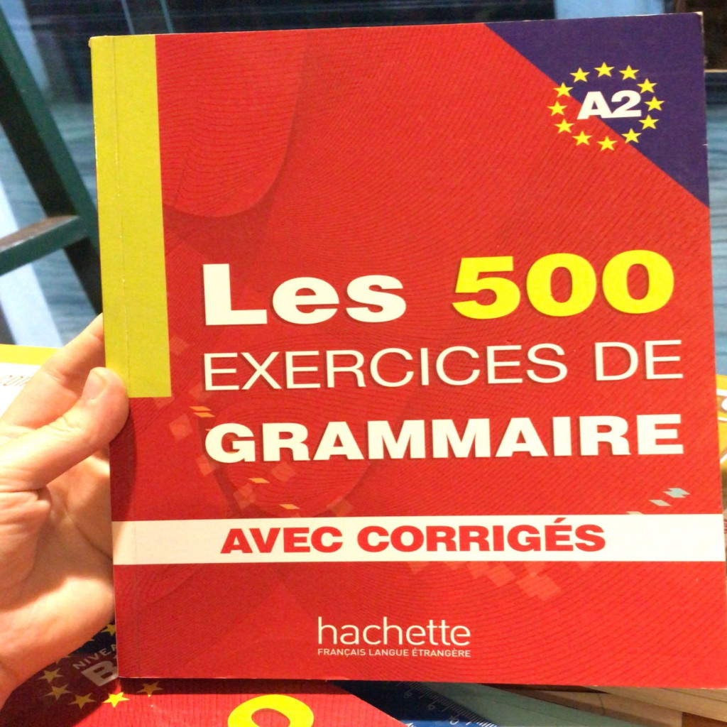 Les 500 Exercices De Grammaire A2 autor Anne Akyuz e outros | Shopee Brasil