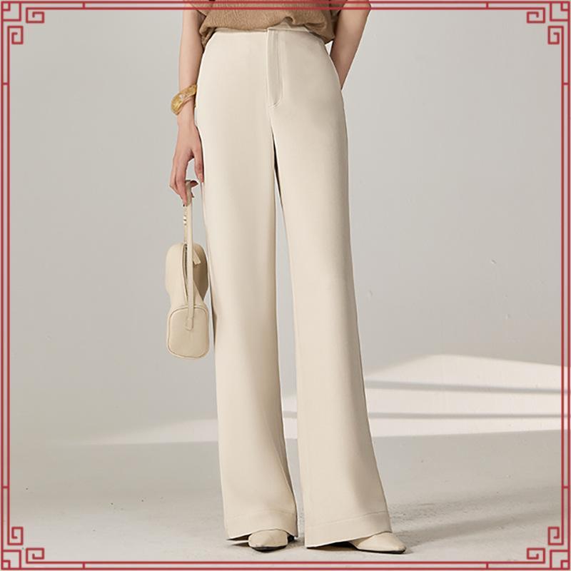 Calça Social Feminina Alfaiataria Frare Boca de Sino Bolsos Funcionais ...