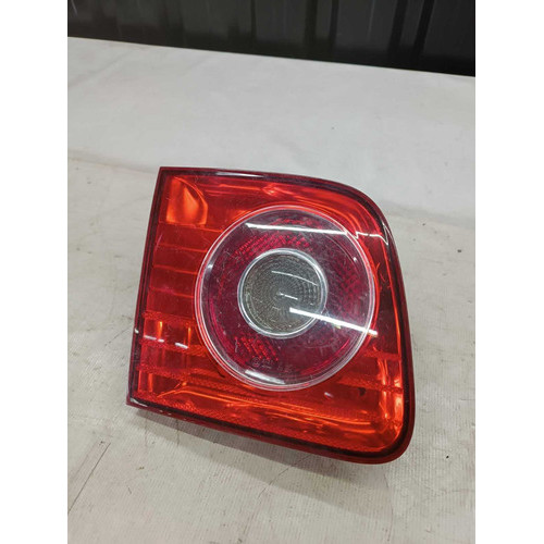 Lanterna Tampa Traseira Esquerda Vw Polo Sedan 2007/2012 | Shopee Brasil