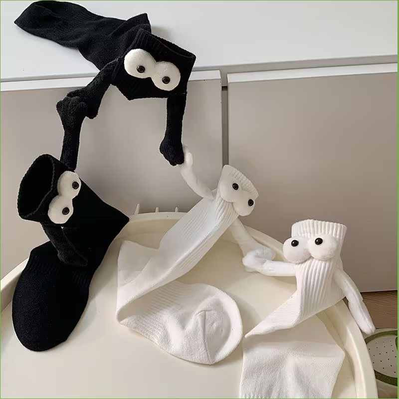 Tk estilo colisão olhos bordados segurando meias de mão casal magnético preto branco médio ajuda ...
