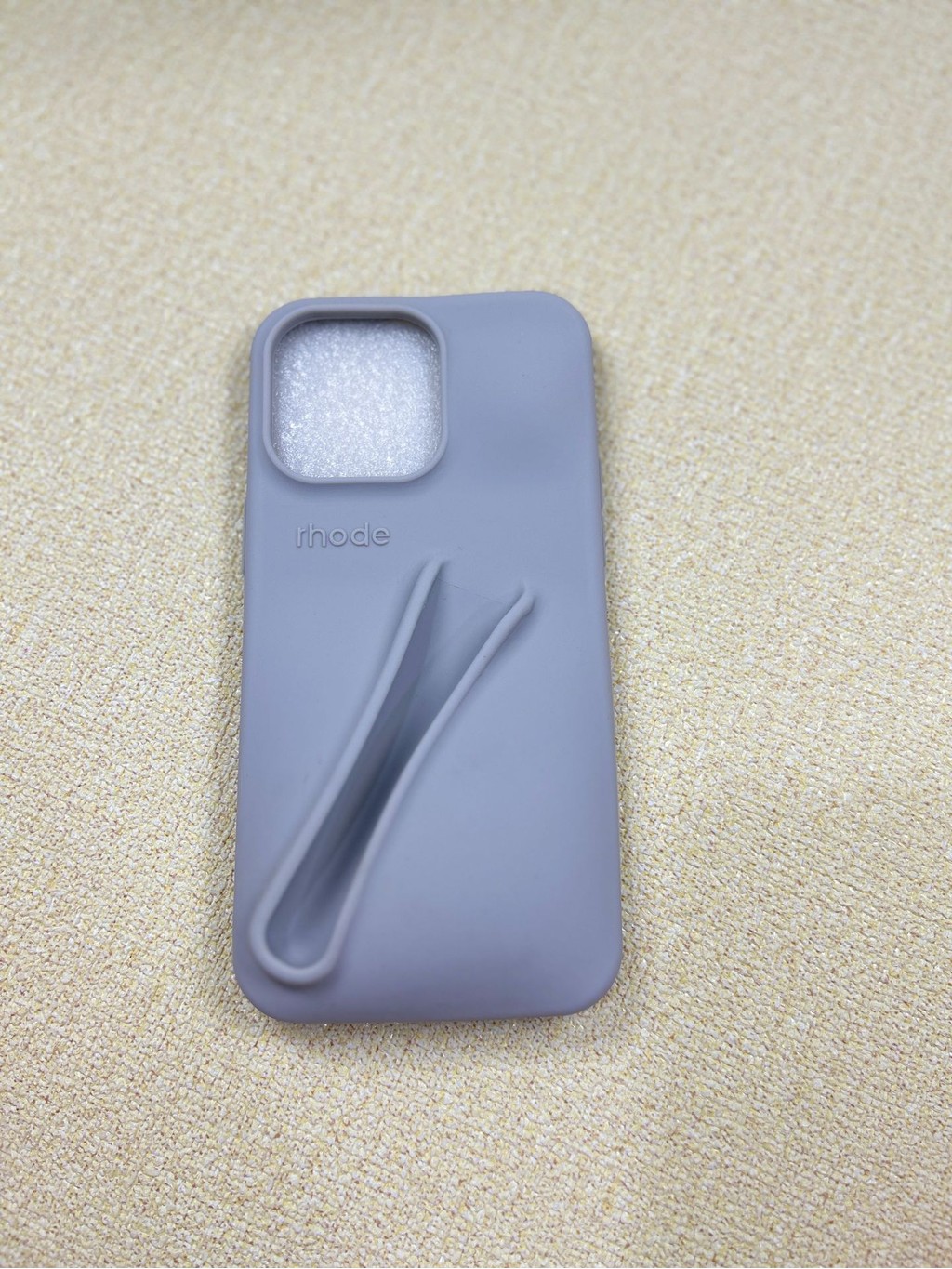 O Mesmo Modelo De Rhode Haili Pode Conter Batom Para iPhone 15 , Apple ...