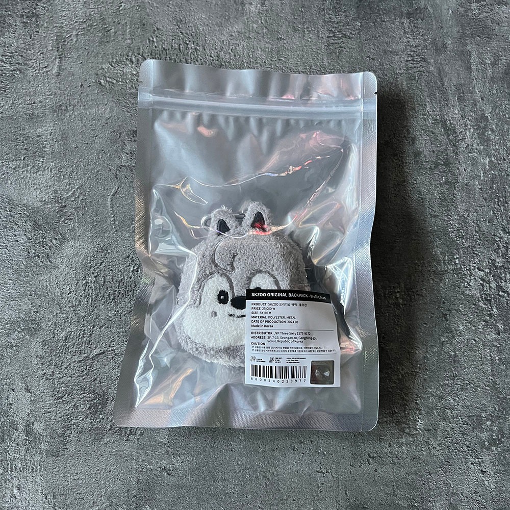 STRAY KIDS 4th fanmeeting SKZOO Original Wolf Chan Backpack | Shopee Brasil